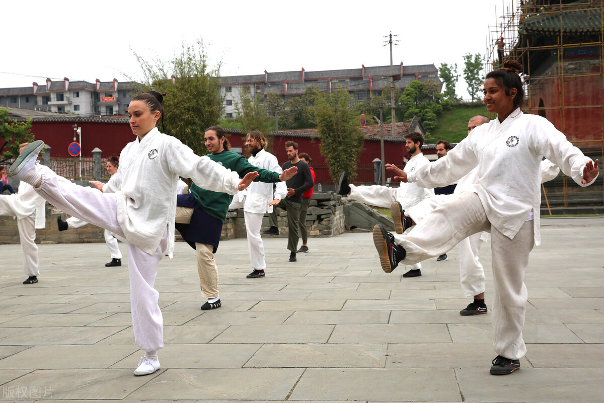 A rare relaxation practice method, you can refer to the Tai Chi warm-up ...