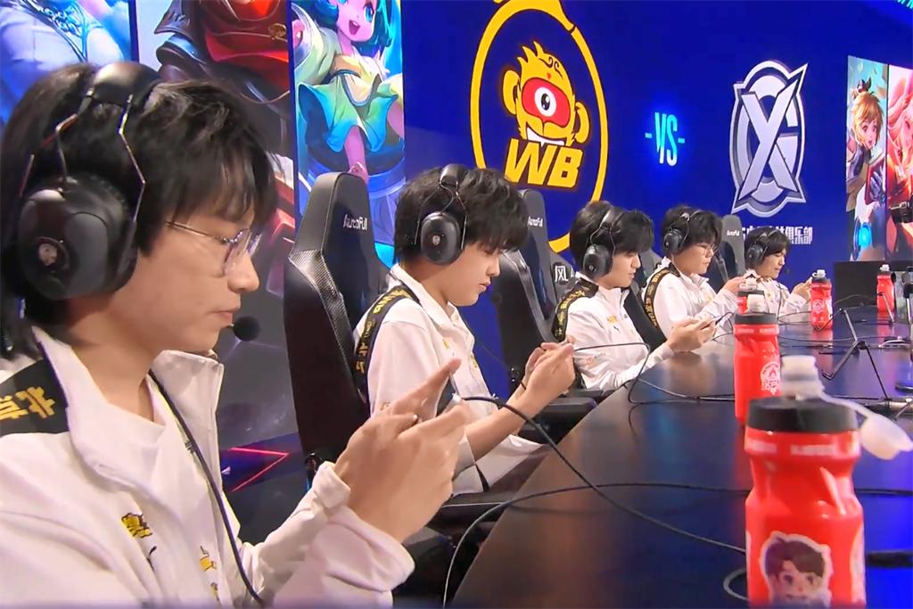 WB讓一追四戰勝XYG，成功守住S組席位，梓墨力壓景晚 - 資訊咖
