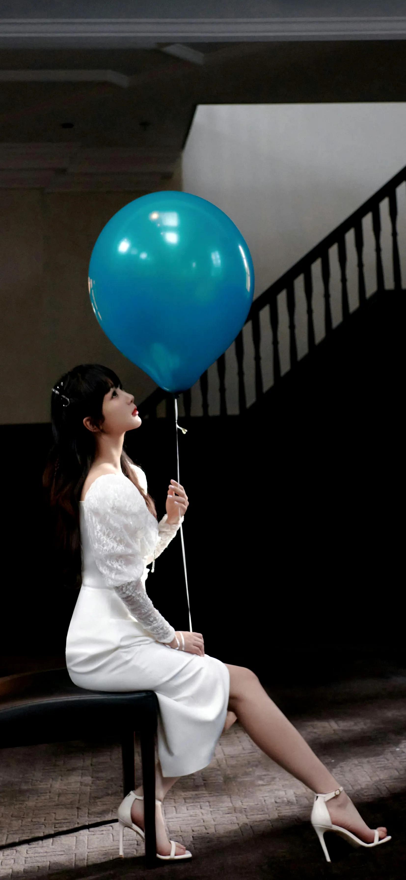 The little monkey purple who grew up just by watching - iNEWS