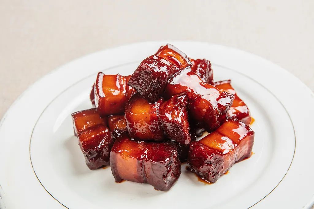 The taste of the new year master said I The "Wugui wine" with a ...