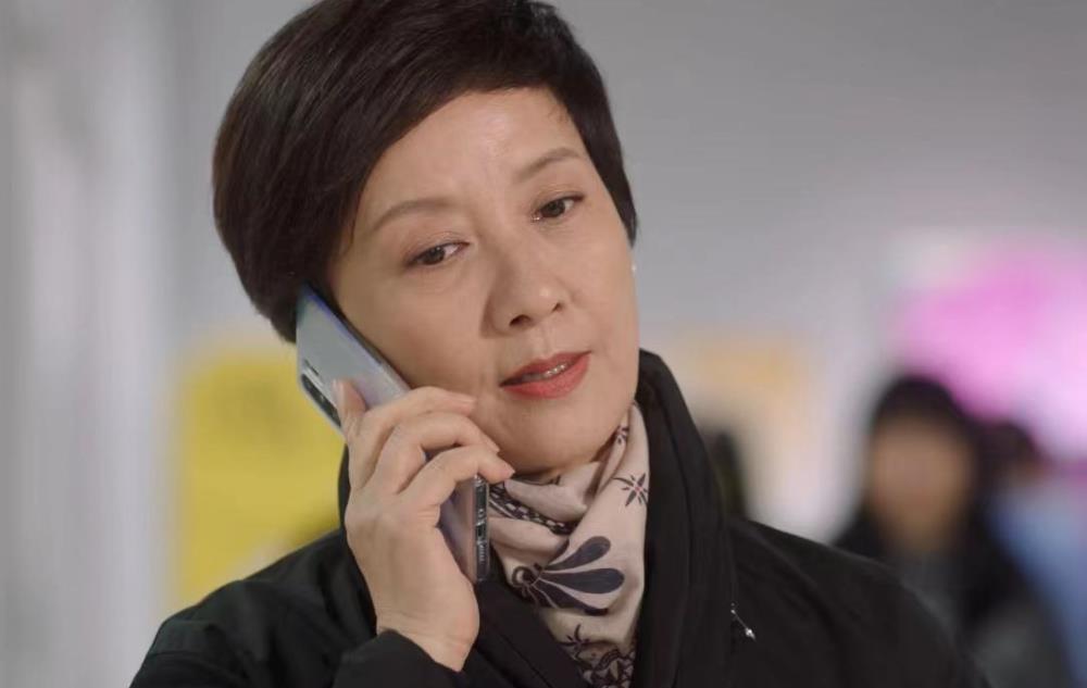 "My Assistant Is Not Simple": Deng Jie returns after 11 years, her acting skills are as stable ...