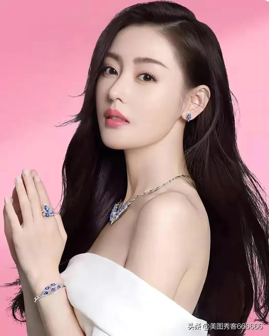 Bai Xueyang's Spring Biography of Deng Sui - iNEWS