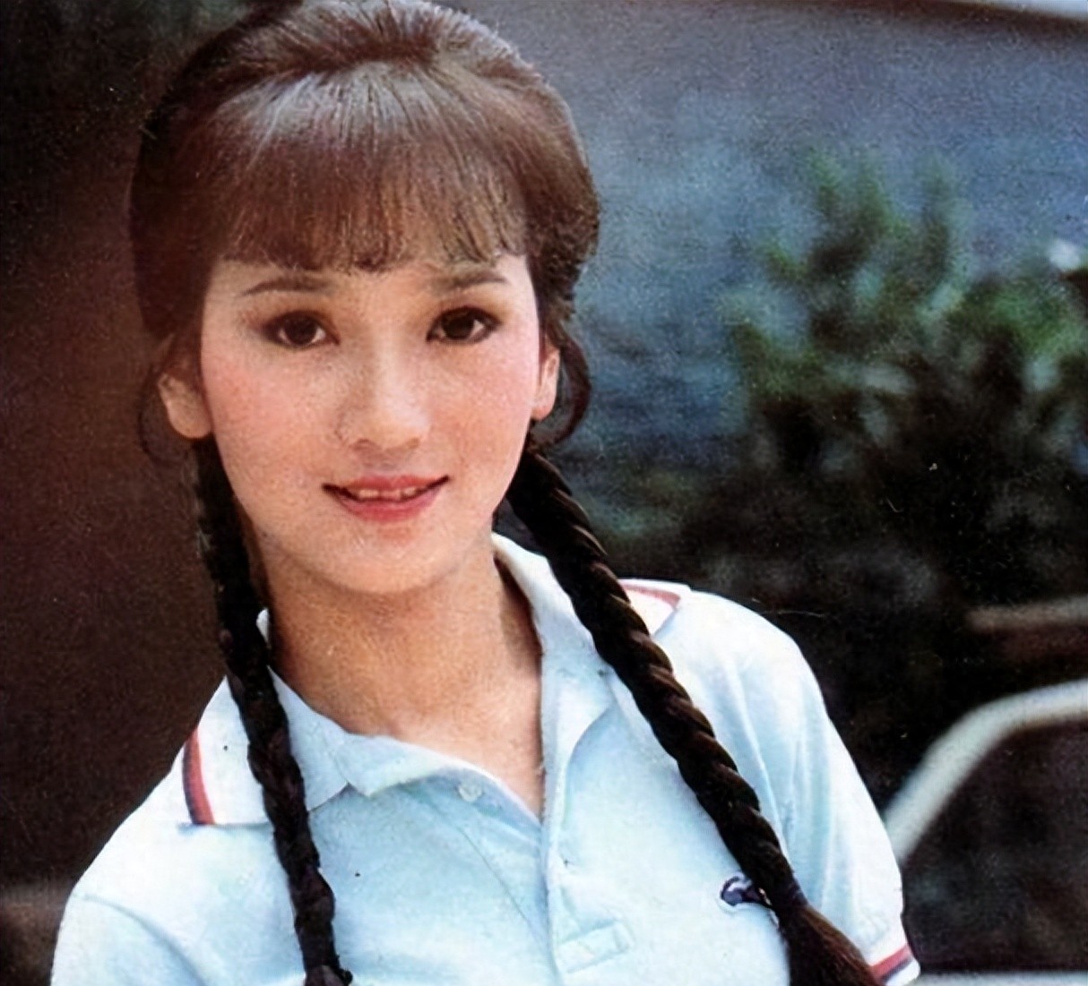 After Zhao Yazhi, Yang Yuying and Yan Ni took off their makeup ...