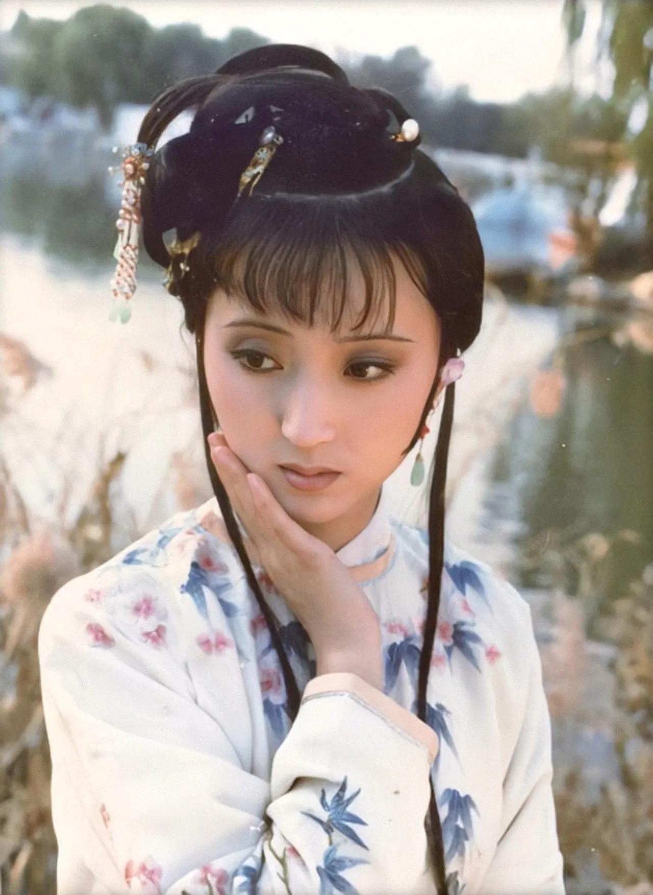 Sigh at the Red Chamber: Why does Wang Xifeng support Lin Daiyu instead ...