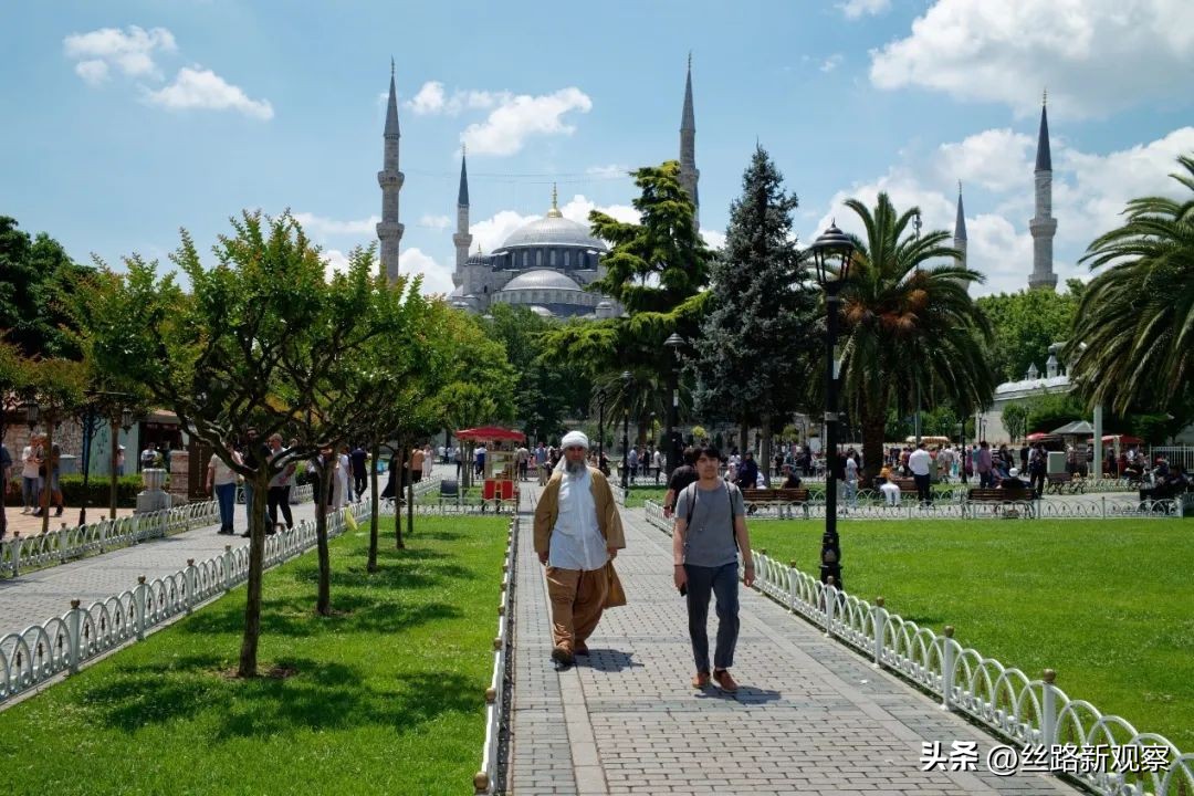 Driving 30,000 kilometers by car, what did Russian programmers gain ...