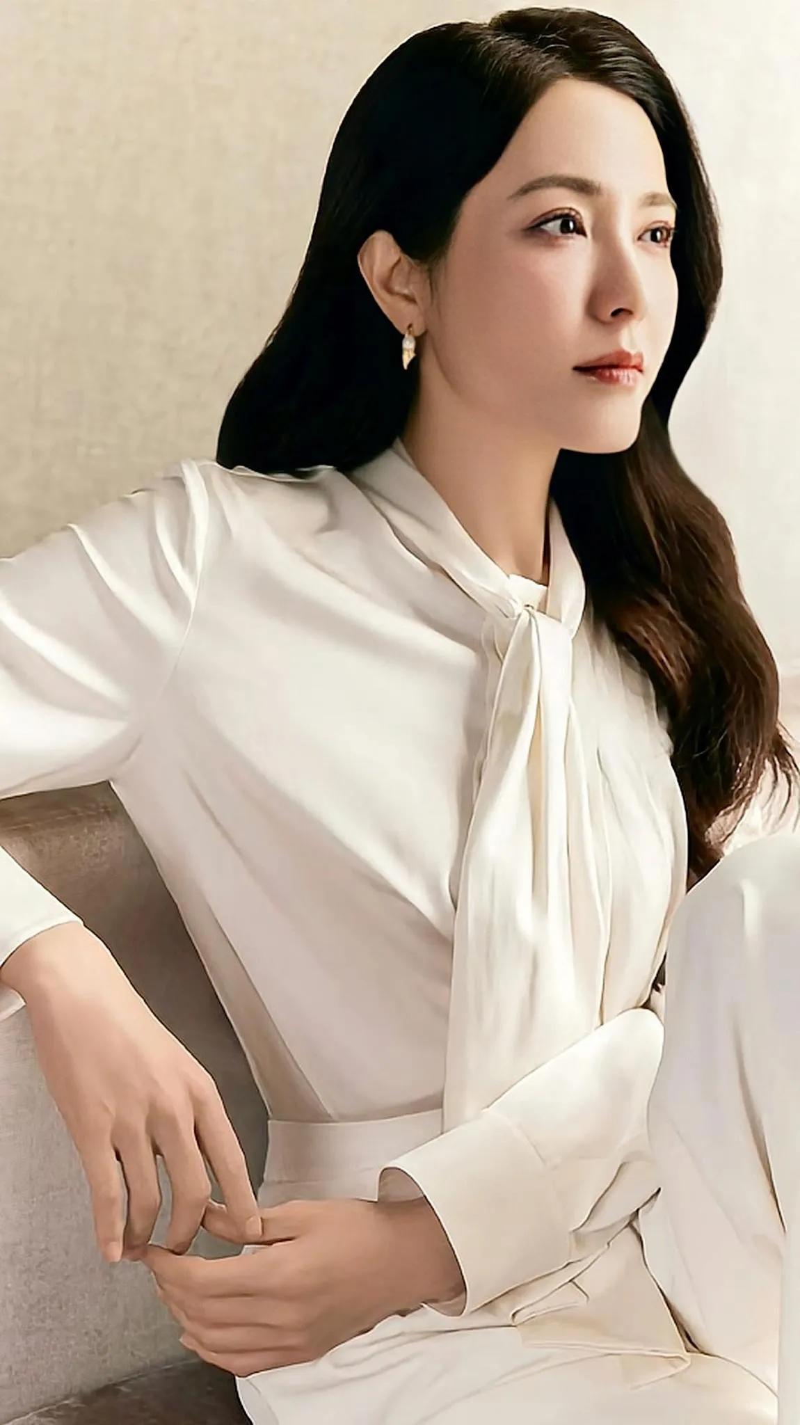 Temperament Goddess, Zeng Li - iMedia