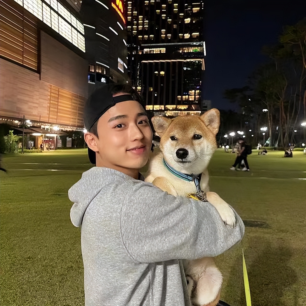 Handsome Korean brother, looks handsome and has a good figure!Still a ...