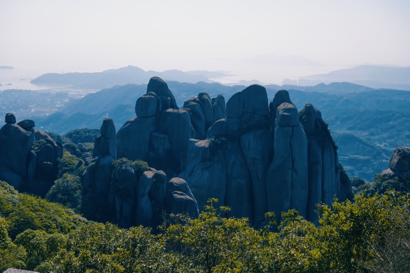 Climb to Haixian Mountain and watch the sunset at Taimu Mountain in ...