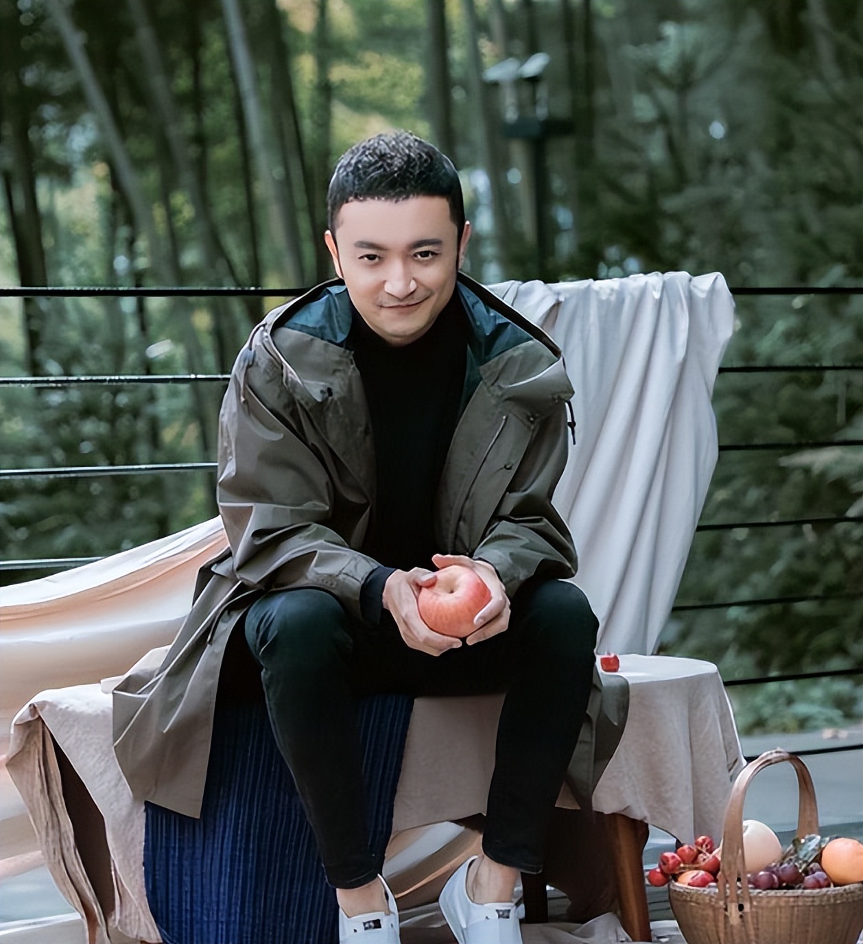 From a CCTV celebrity to an international student at Columbia ...