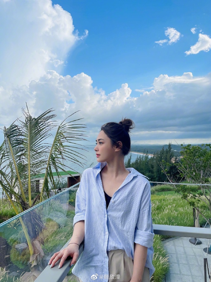 11.25 Picture: Deng Ziqi, Zhong Xintong, Sun Yi, Kong Xueer, Liu Yuxin ...