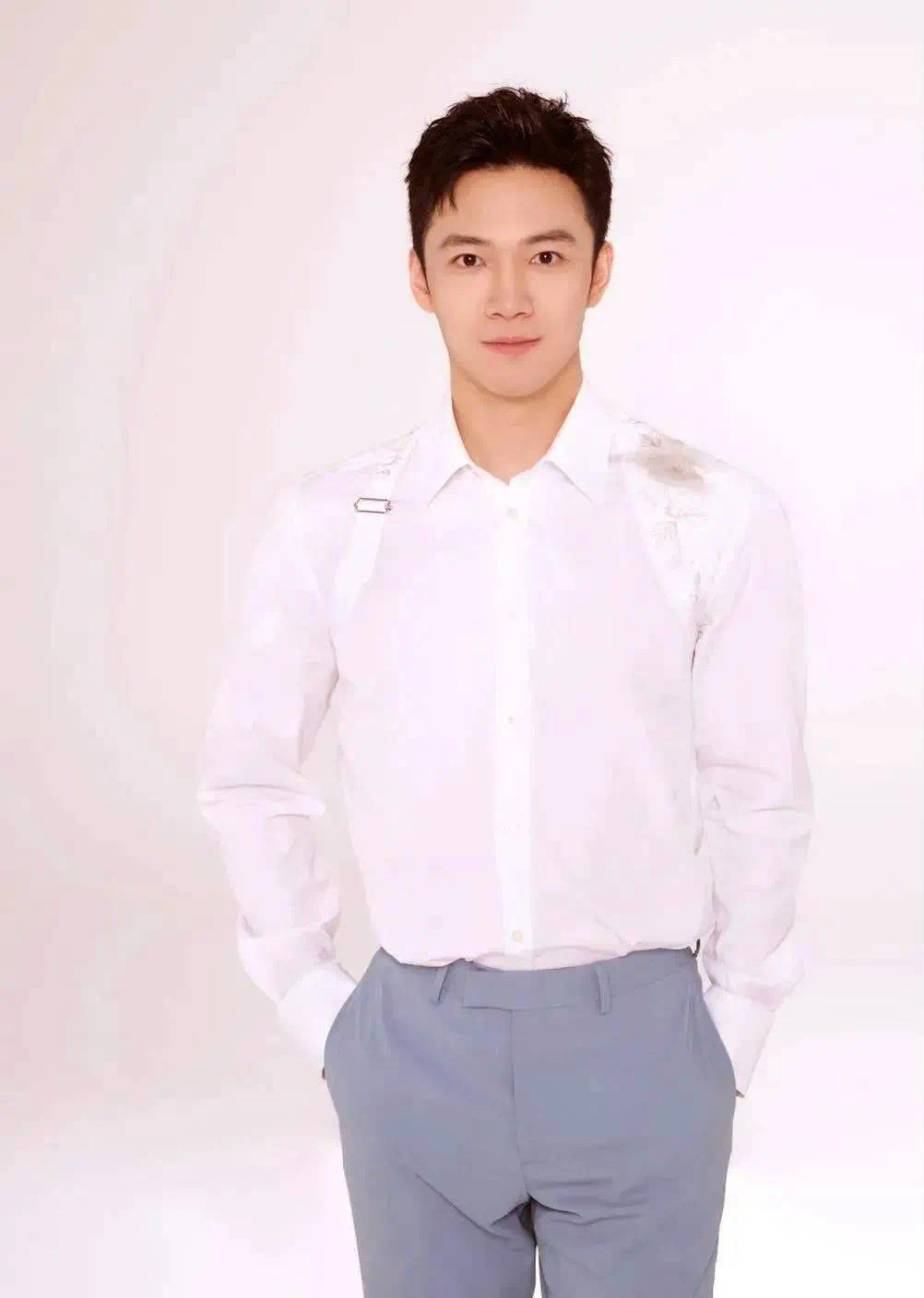 From "CCTV's most handsome male anchor" to no one cares about him, what ...