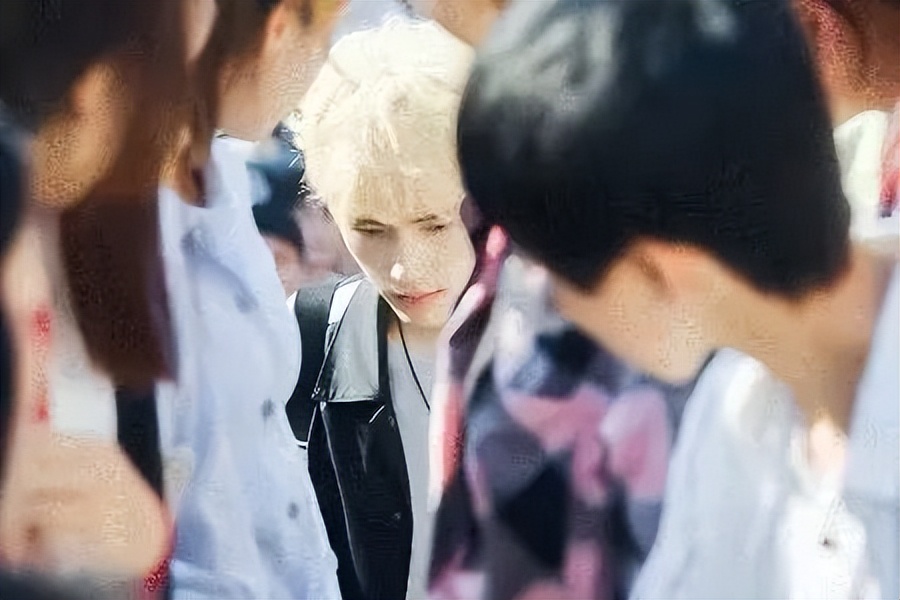 From "Arthur, please sit down" to "Heavenly Chosen Li Xun", what is the ...