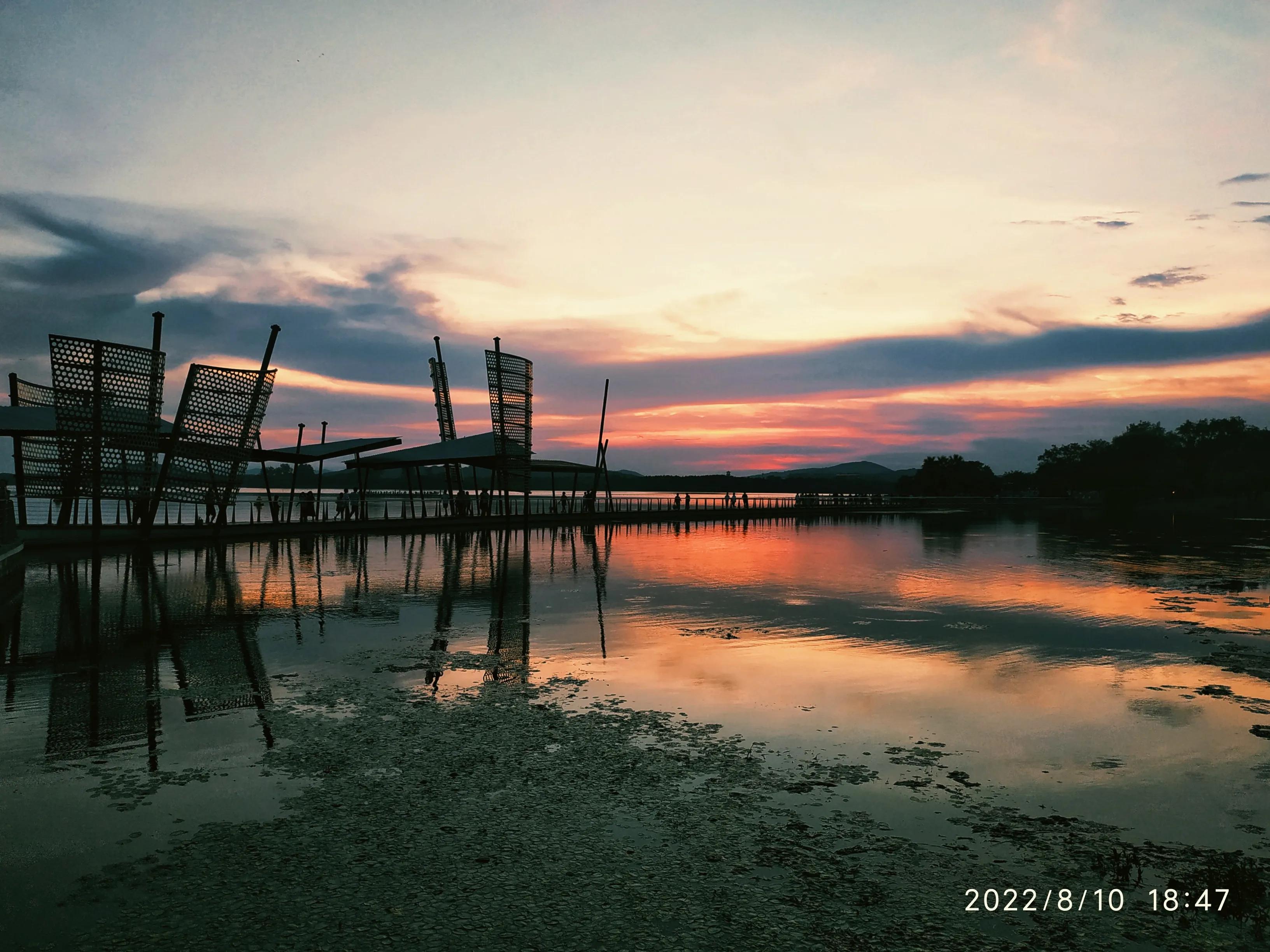 "Summer Heat, My Little Poem" - iNEWS