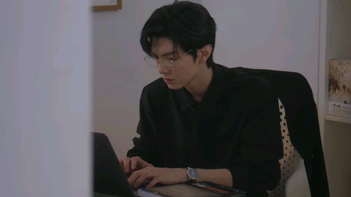 "Secretly Can't Hide": What is the relationship between Jiang Ying and ...