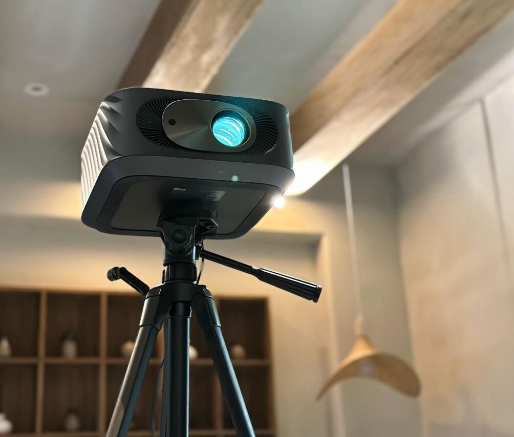 The correct way to open popular hit dramas, Xiaoxin 100 smart projector ...