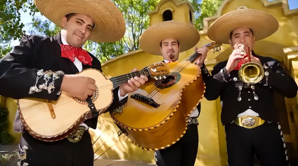Importance of Mexican music, traditional music styles, and influence on ...