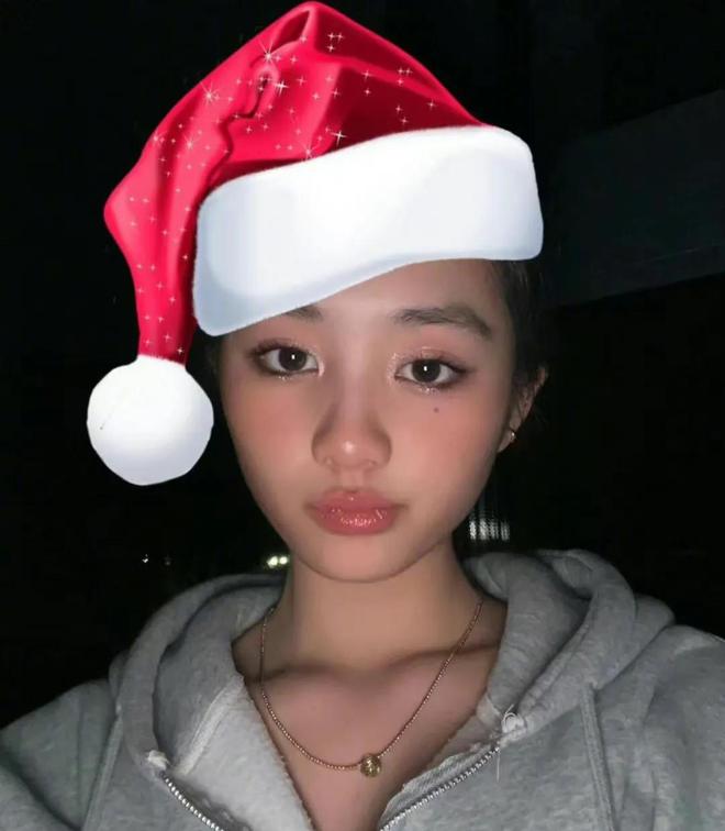 Huang Duoduo's dressing style is controversial, is it difficult to ...