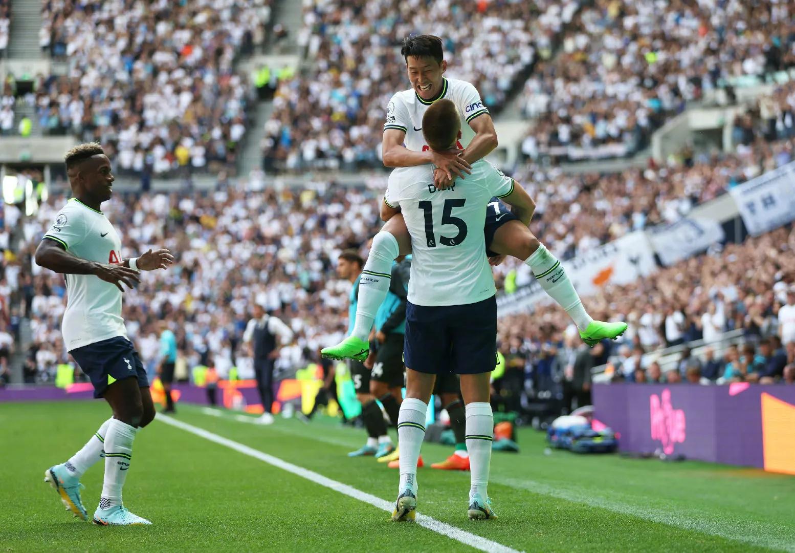 In the latest Premier League standings, Tottenham reversed a big ...
