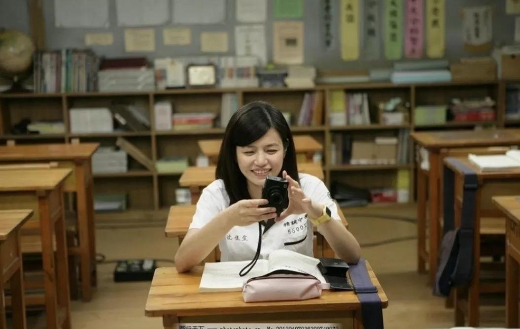 Shen Jiayi, find your own position, and do "Those Years" again - iNEWS