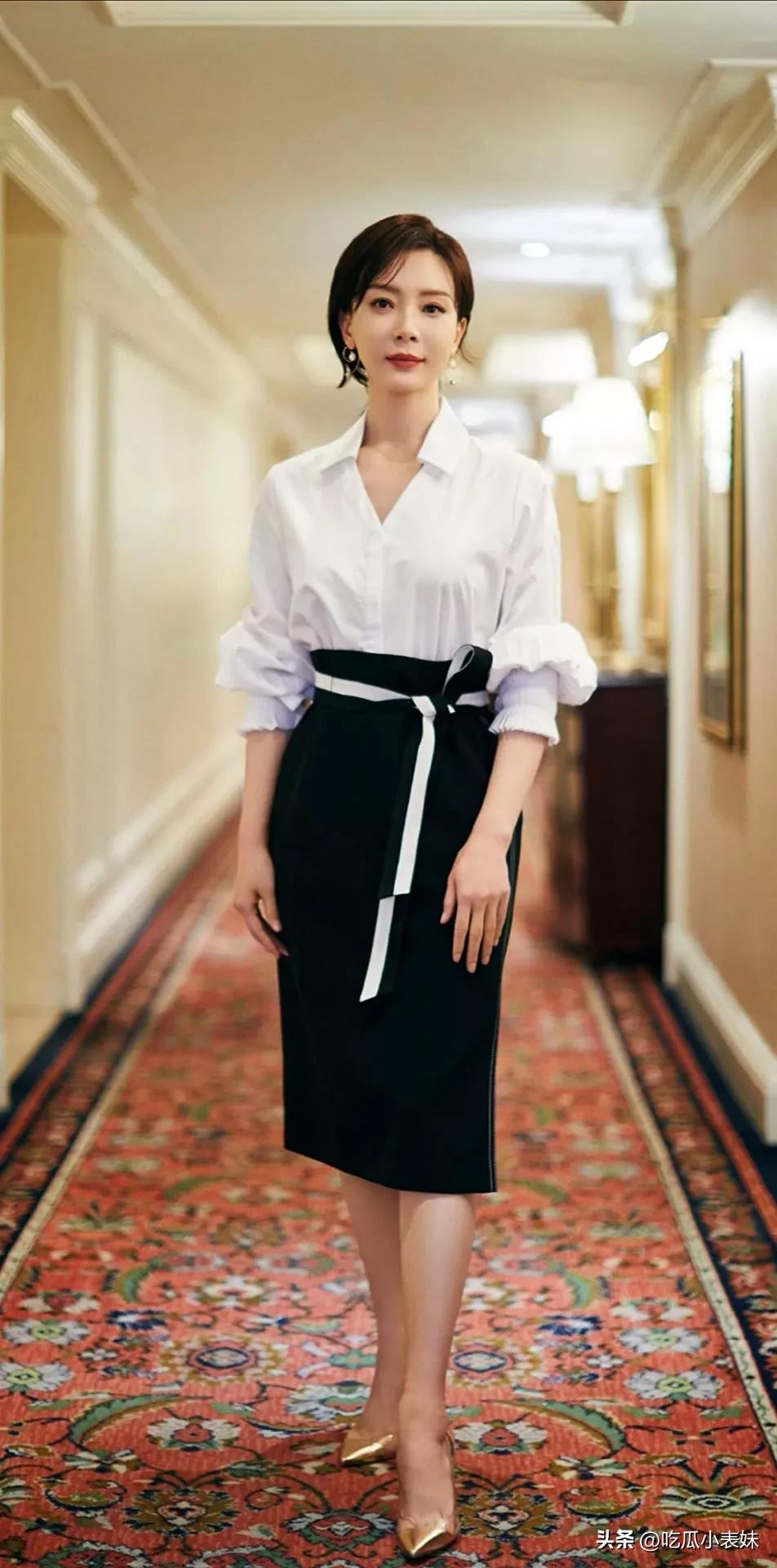 Chen Shu, full of charm, elegant temperament - iNEWS