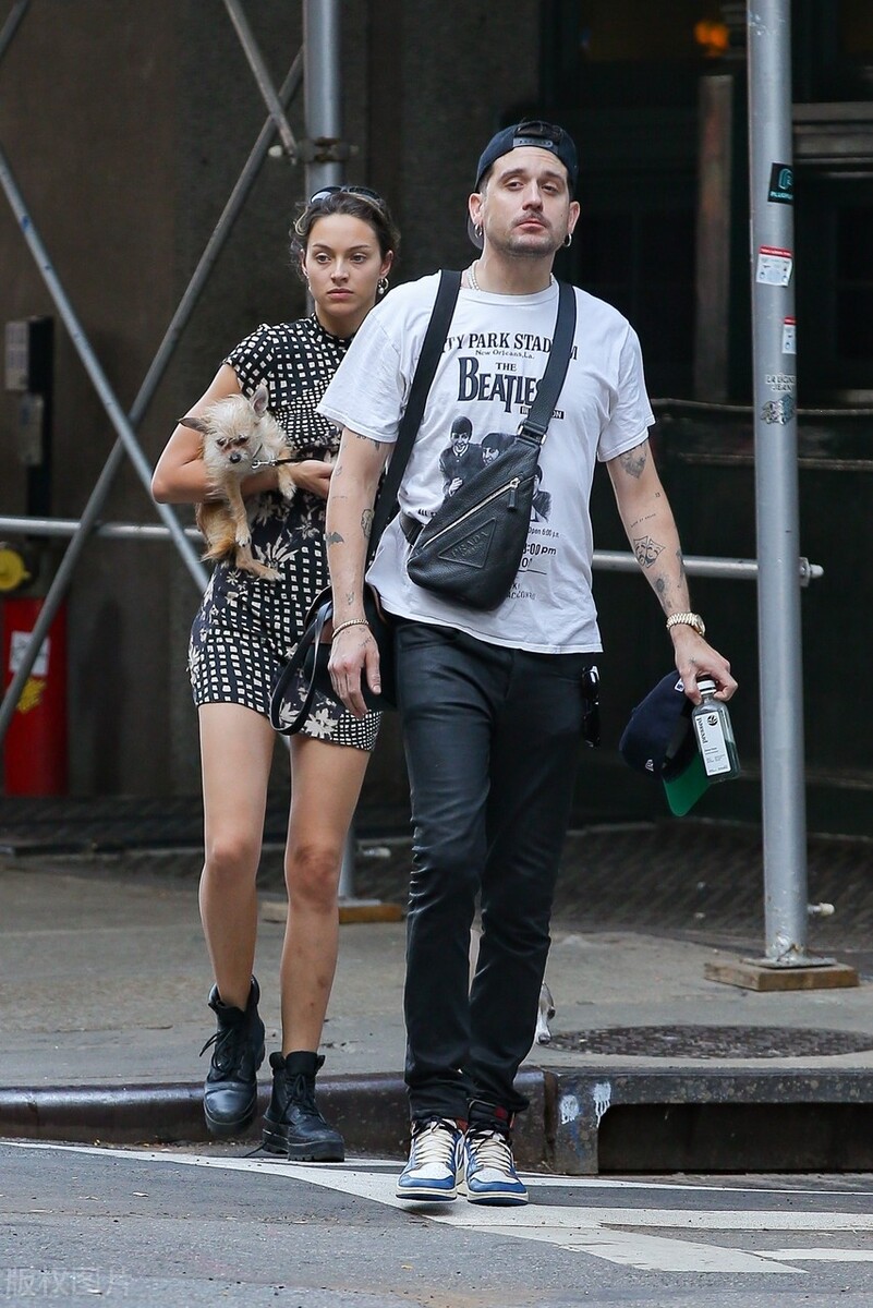 Singer G-Eazy and girlfriend Jenaye Noah appeared on the streets of New ...