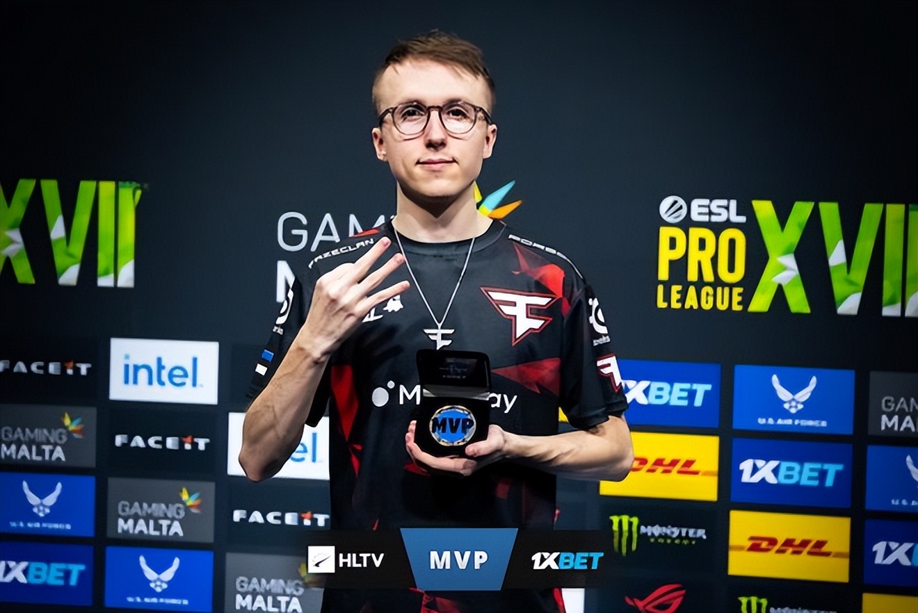 Galaxy Battleship is full of millions of bonuses, FaZe wins EPL S17 and ...