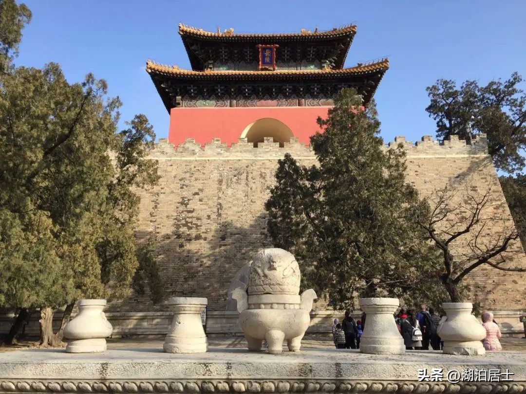 Emperor Wanli was publicly displayed after his death, and his bones ...