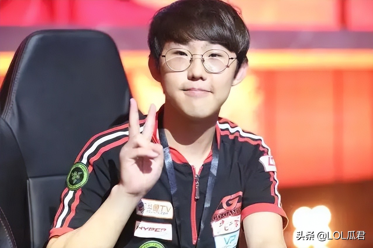 Faker's mouth is like a clown, Teacher Da Fei has become a new nickname ...