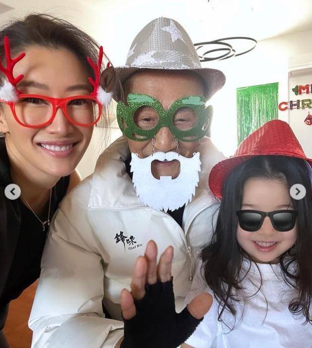 Xie Tingting took her daughter back to Hong Kong to reunite with her ...