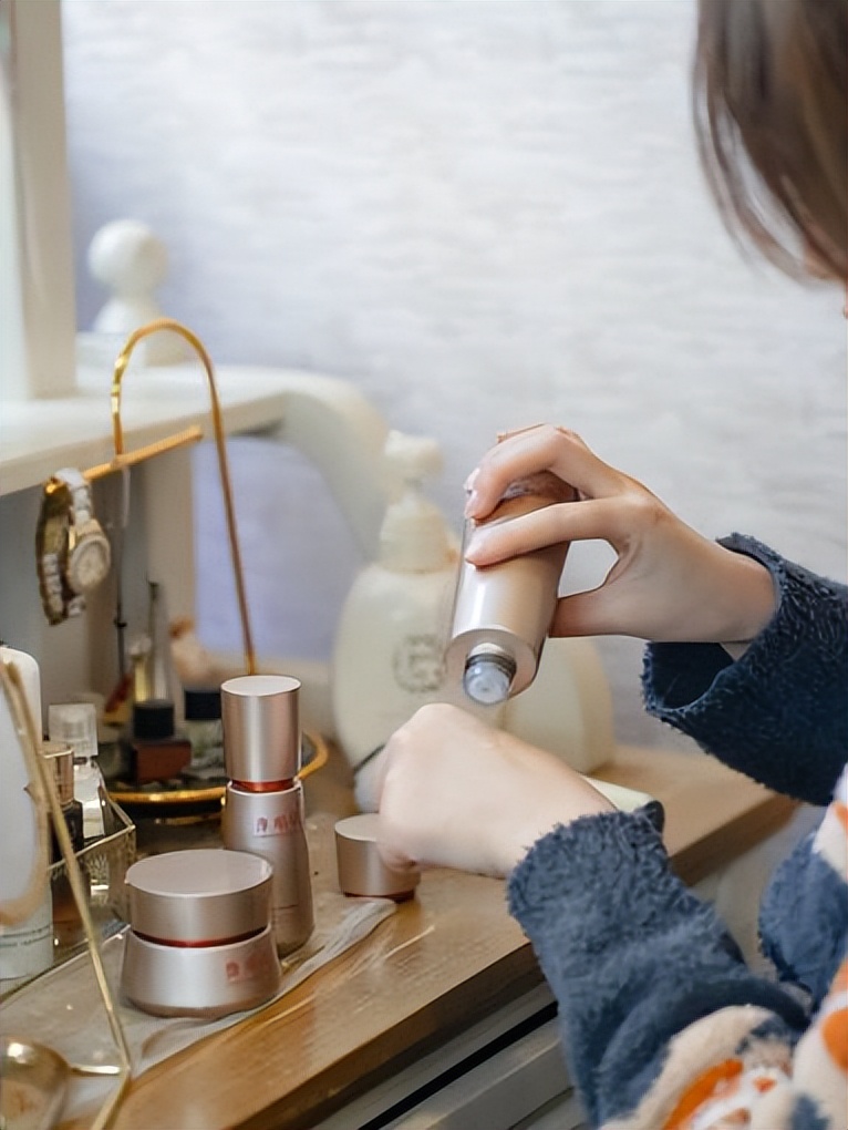 Evaluation of Zheng Mingming Camellia Essence Set - iNEWS