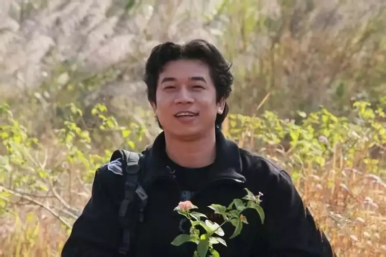 Where is the homesick singer Chen Xing who was popular in the music ...