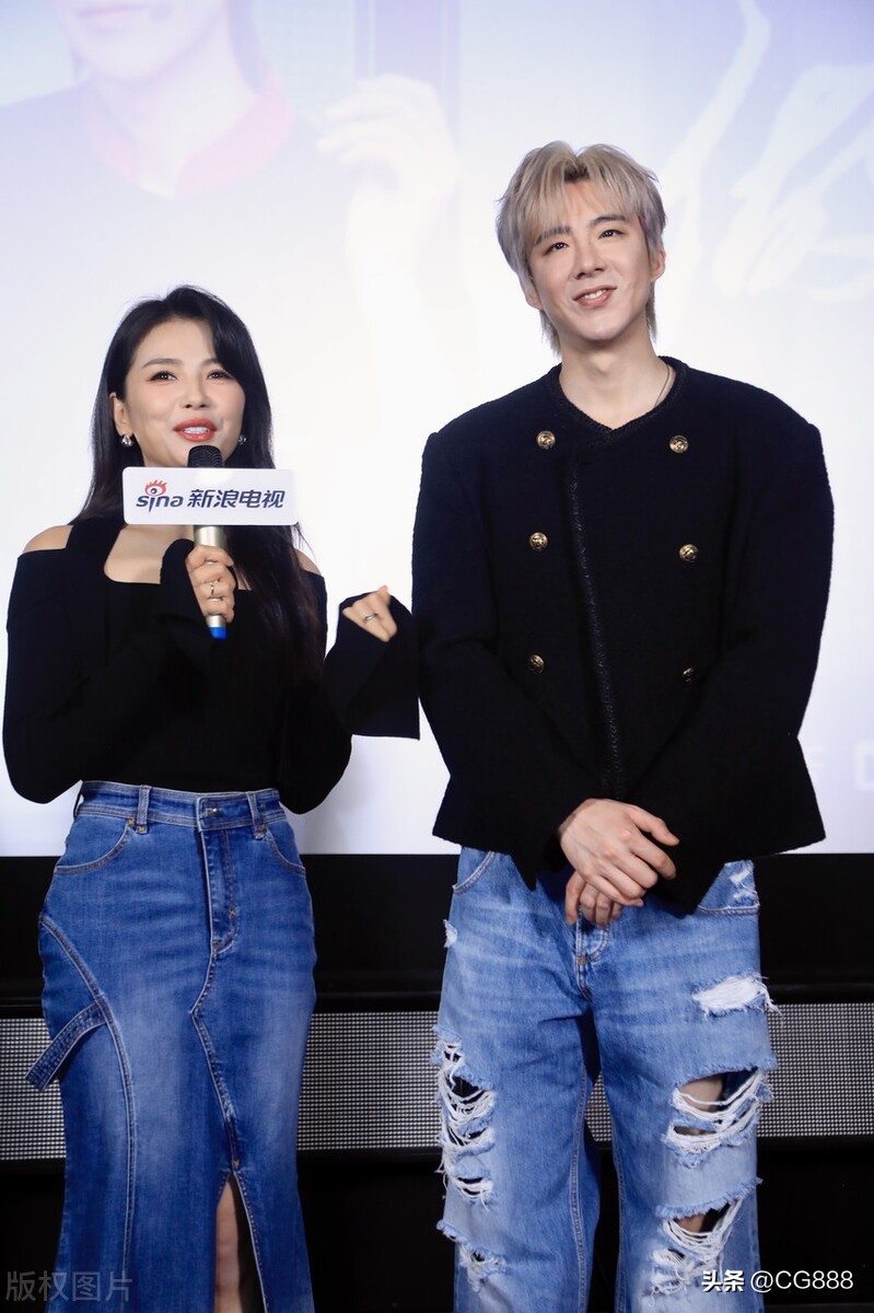 Beijing Liu Yuning and Liu Tao attended the TV drama "Be Your Own Light ...