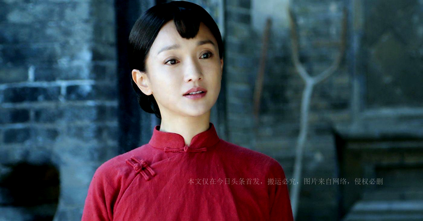 When 48-year-old Zhou Xun and 43-year-old Dong Jie stood together, I ...