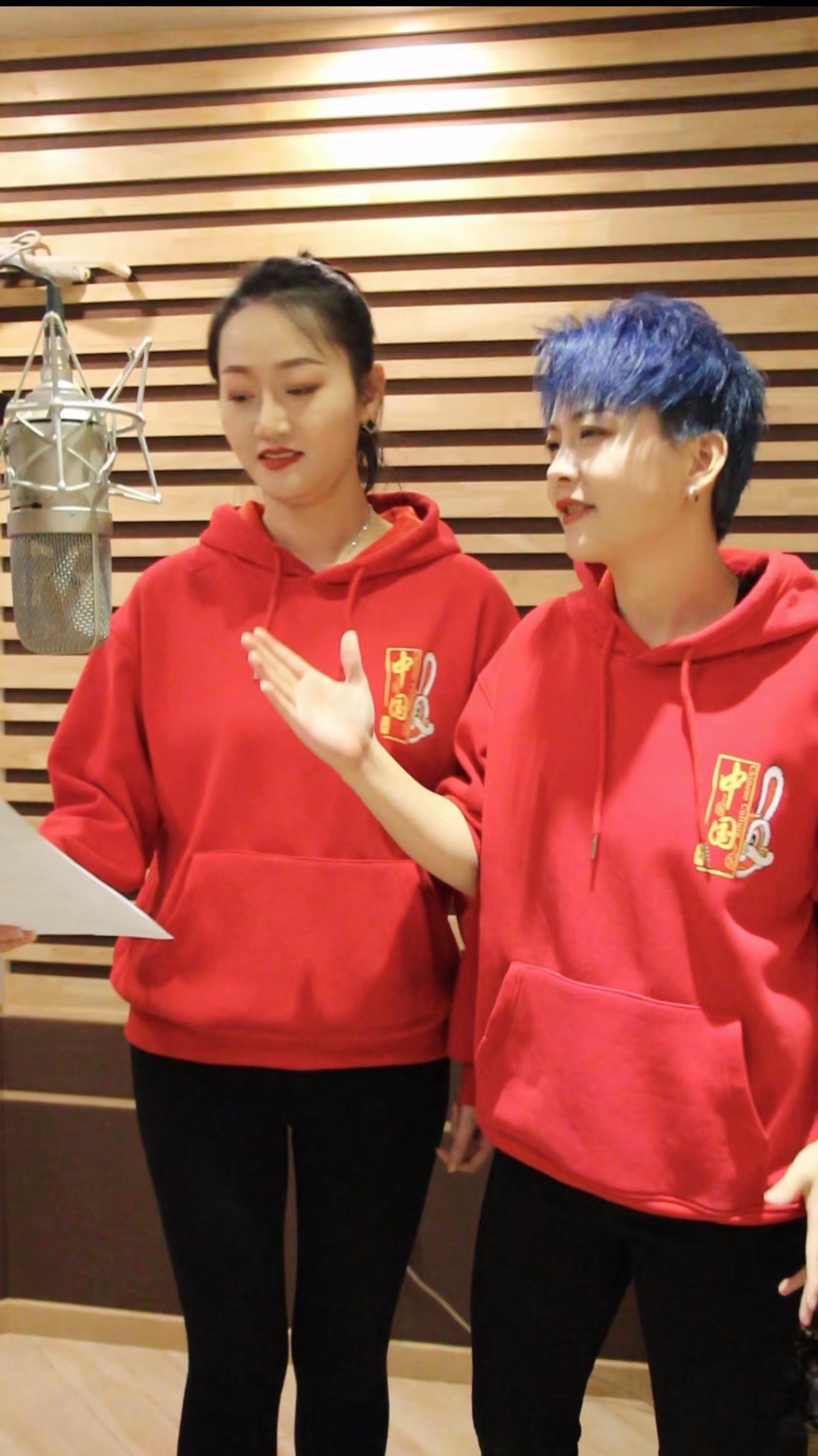 An Yi'an & Liang Xiao sang the new song [Free Bird] to all dreamers - iMedia