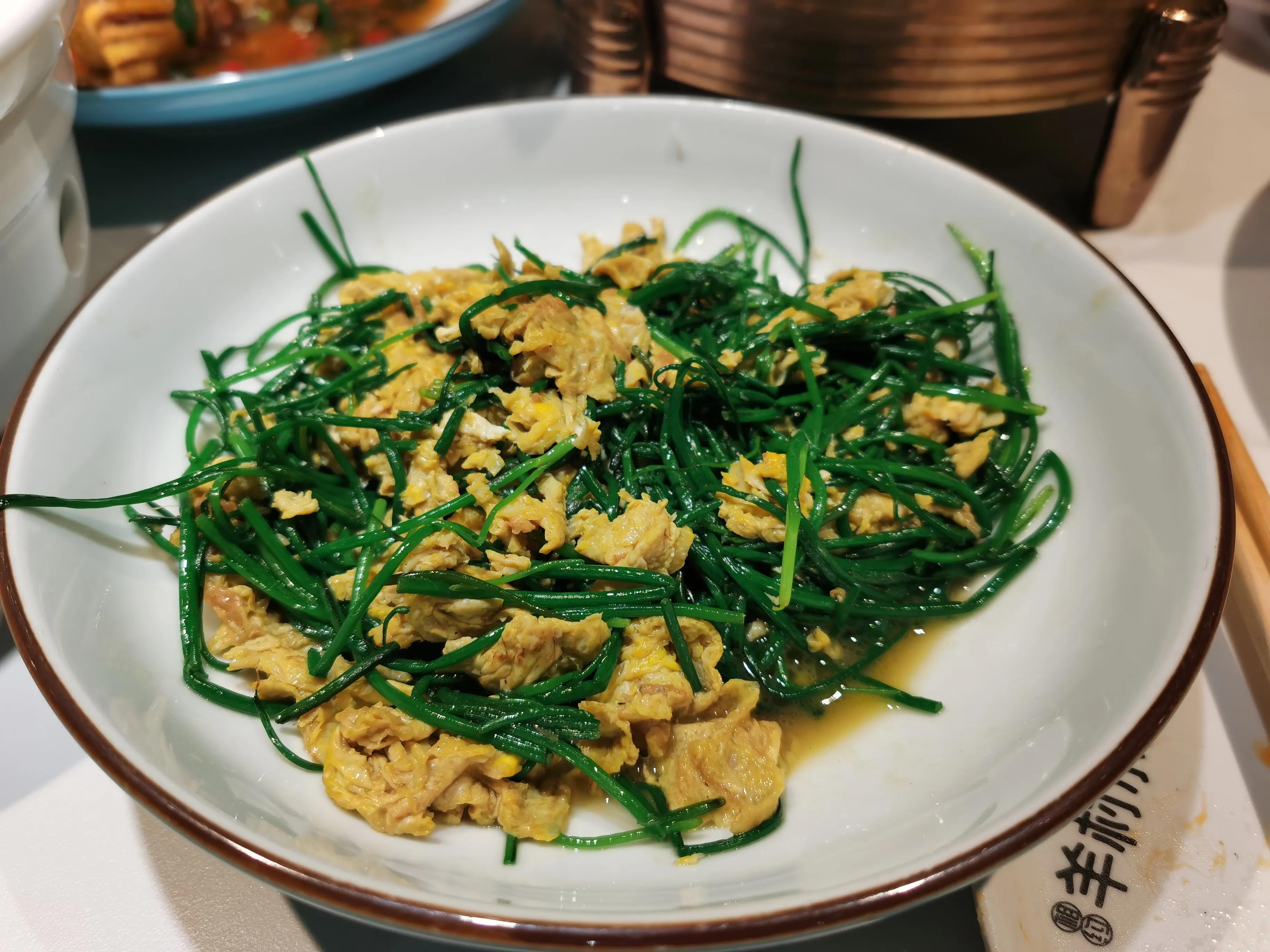Eat Xinjiang Food in Urumqi - iNEWS