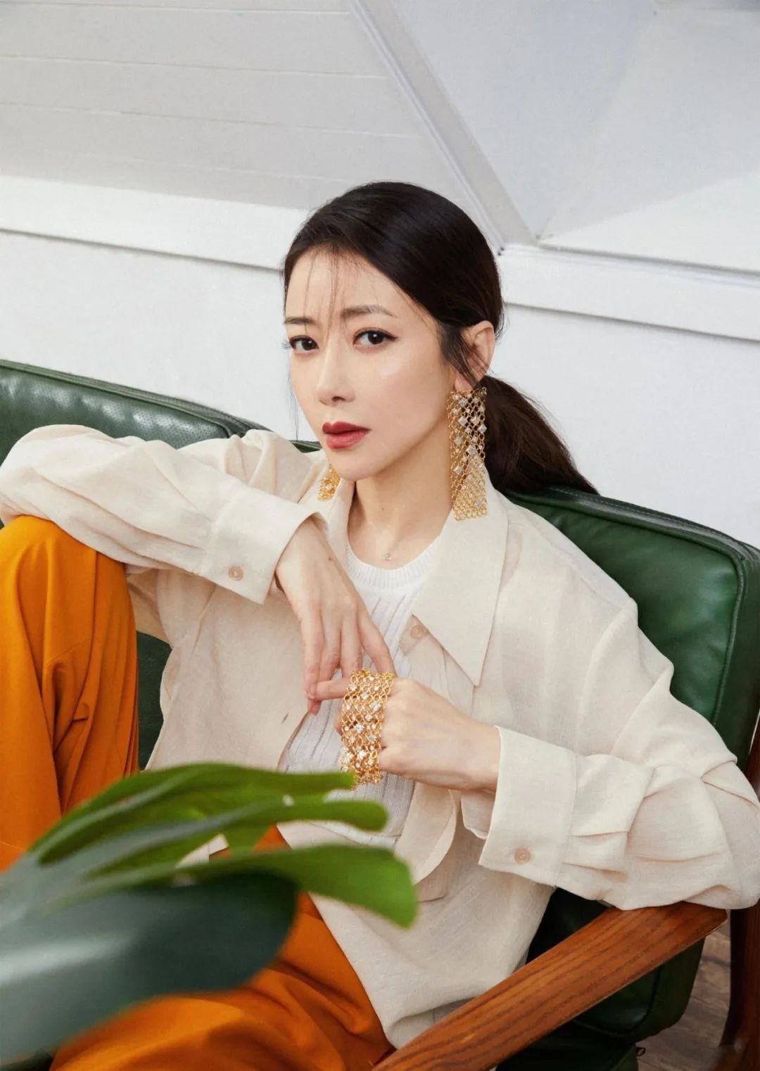 After 16 years of "Yanzhaomen", she made a high-profile comeback ...