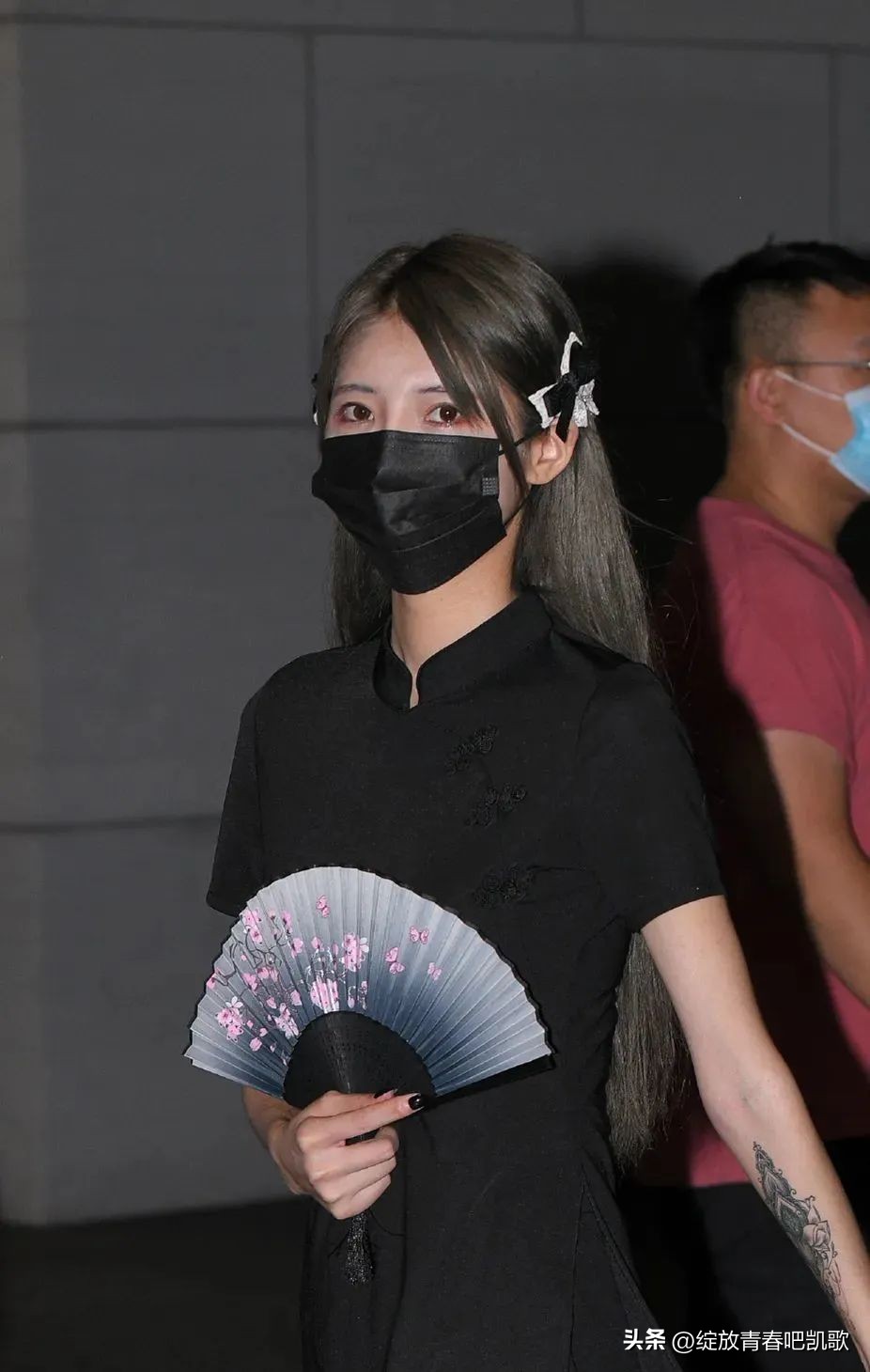 Mature and intellectual outfits, full of charm and bright - iMedia