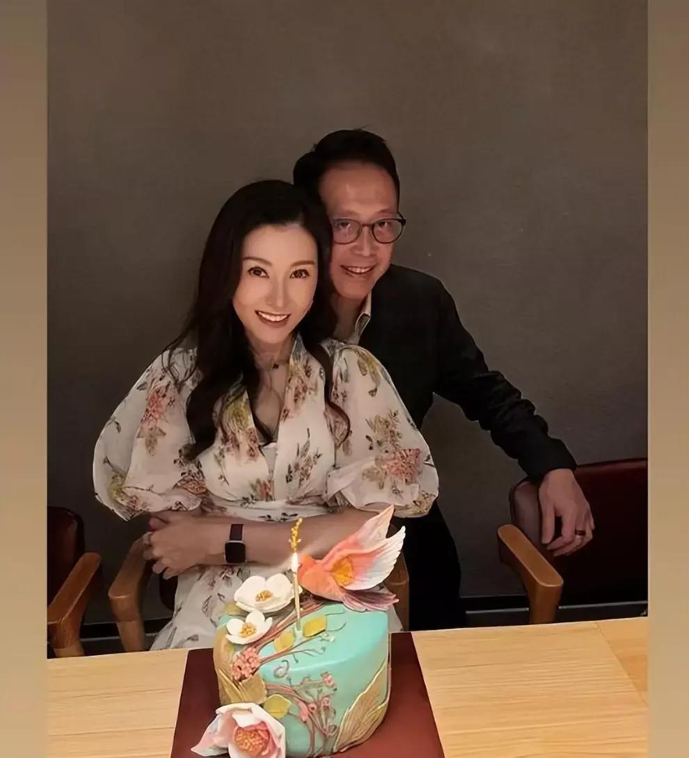 61-year-old Xu Jinheng is back to his youth and celebrates 54-year-old ...