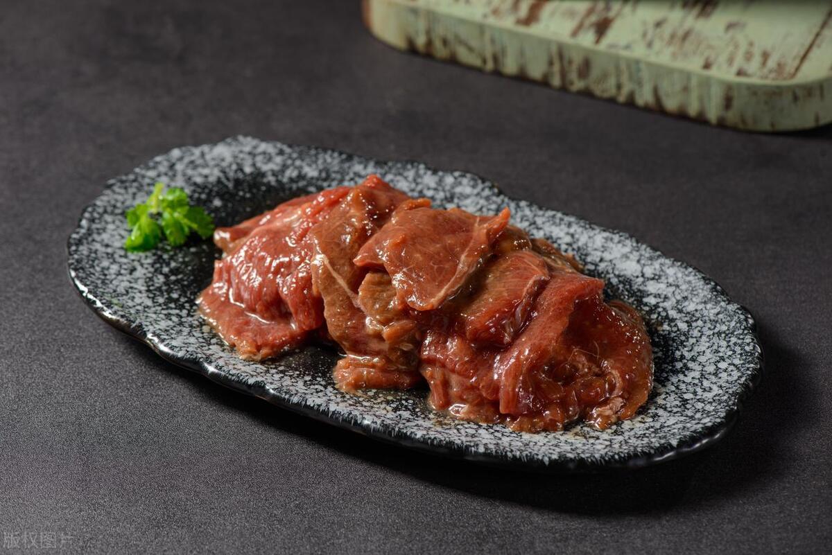The production method of Cantonese Shacha Beef with unique flavor - iNEWS