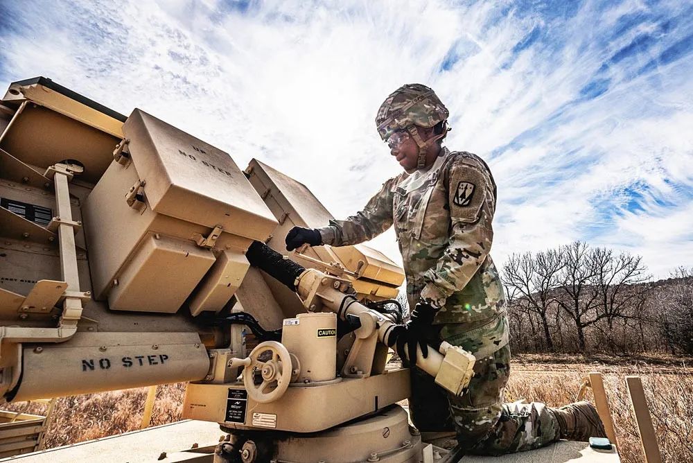 The Ukrainian Army "Switched the Shotgun" and the United States Aided a ...