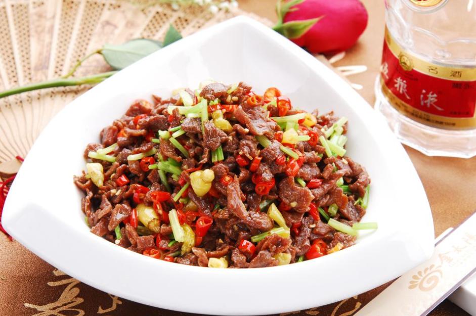 Hunan cuisine, stir-fried yellow beef, five-star hotel, authentic ...