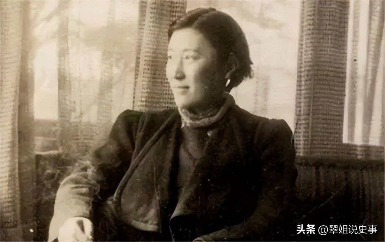 She was the last Gege in the Qing Dynasty. After she was released from ...