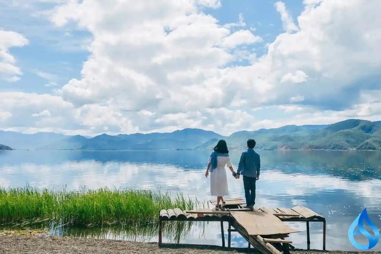 Appreciation of beautiful essays: "520: Love written by 6 poets, a romance that only Chinese ...