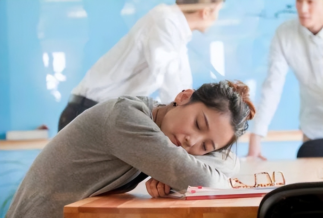 What is the connection between naps and health?The doctor reminds: take ...