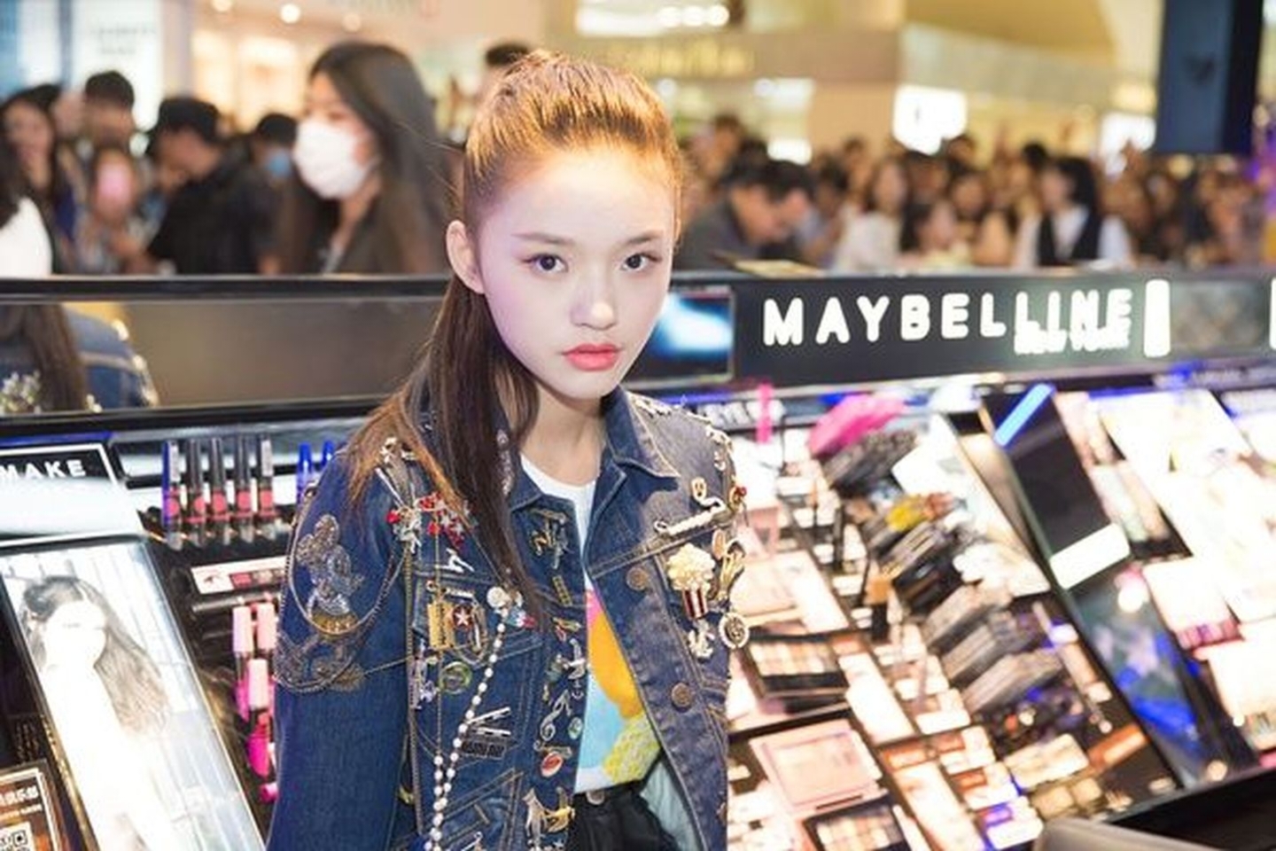confuse! Lin Yun was scolded for posting a selfie, and the comment area ...