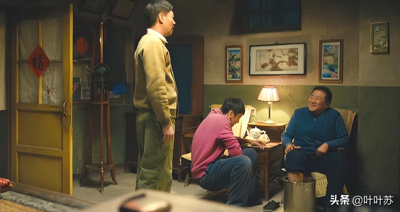 "The World" Zhou Zhigang's typical Chinese father, upright and honest - iNEWS