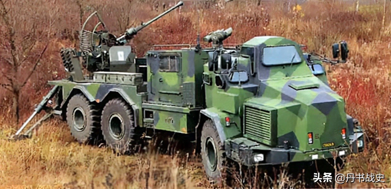 Swedish TRIDON anti-aircraft gun system, big trucks carry small guns ...