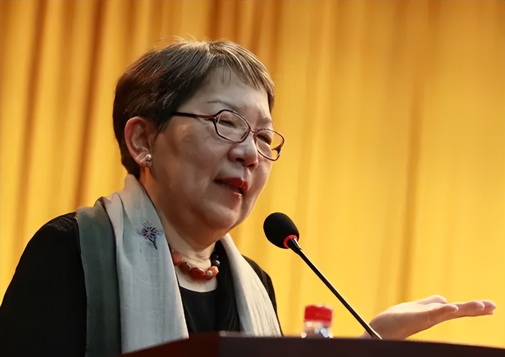 "The Foolish Old Man Moves Mountains" was suggested to be removed from ...