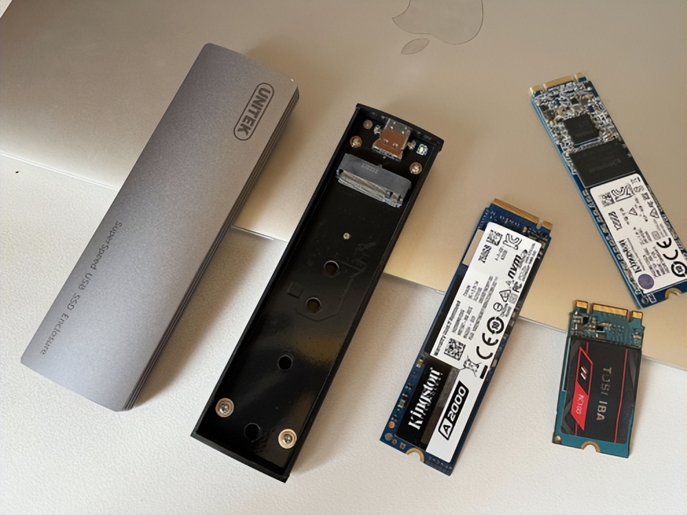 Fast and Compatible!Superior dual-protocol M.2 hard disk box S230A ...