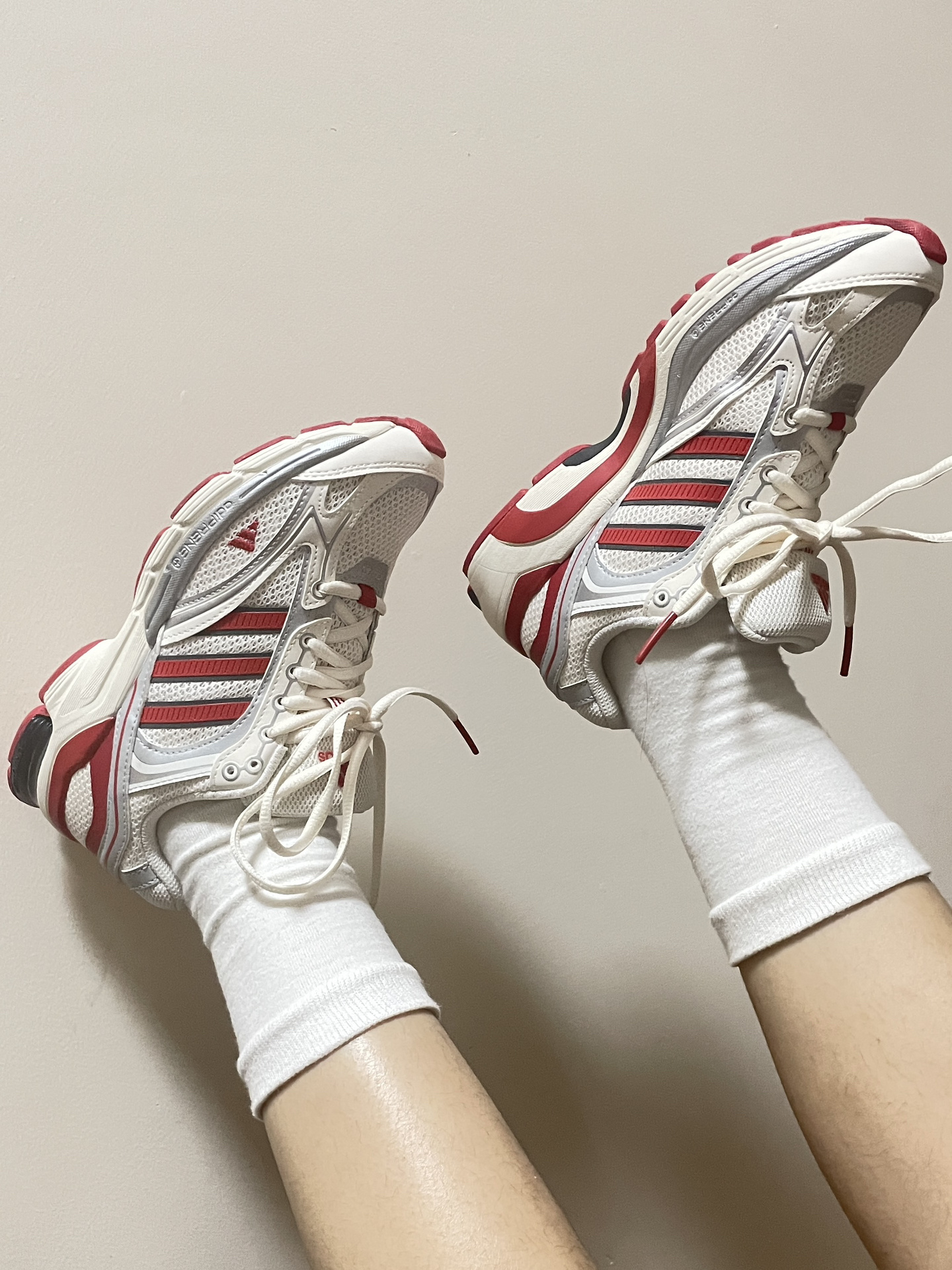 The most versatile shoes Adidas spiritain2000 - iMedia
